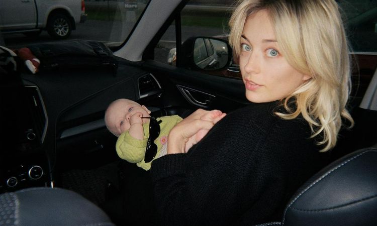 About Caroline Vreeland Net Worth, Bio & Wedding - Husband & Facts