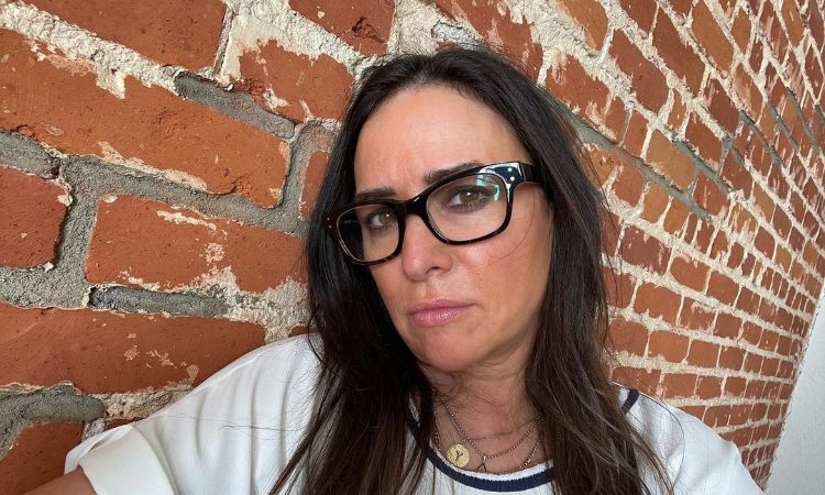Who Is Odessa A'zion? Meet Pamela Adlon Daughter - Net Worth, Parents ...