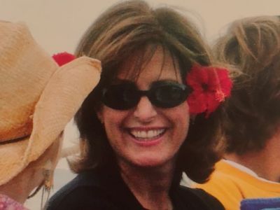 Meet Cindy Costner, Kevin Costner's Ex-Wife - Net Worth, Kids & Bio