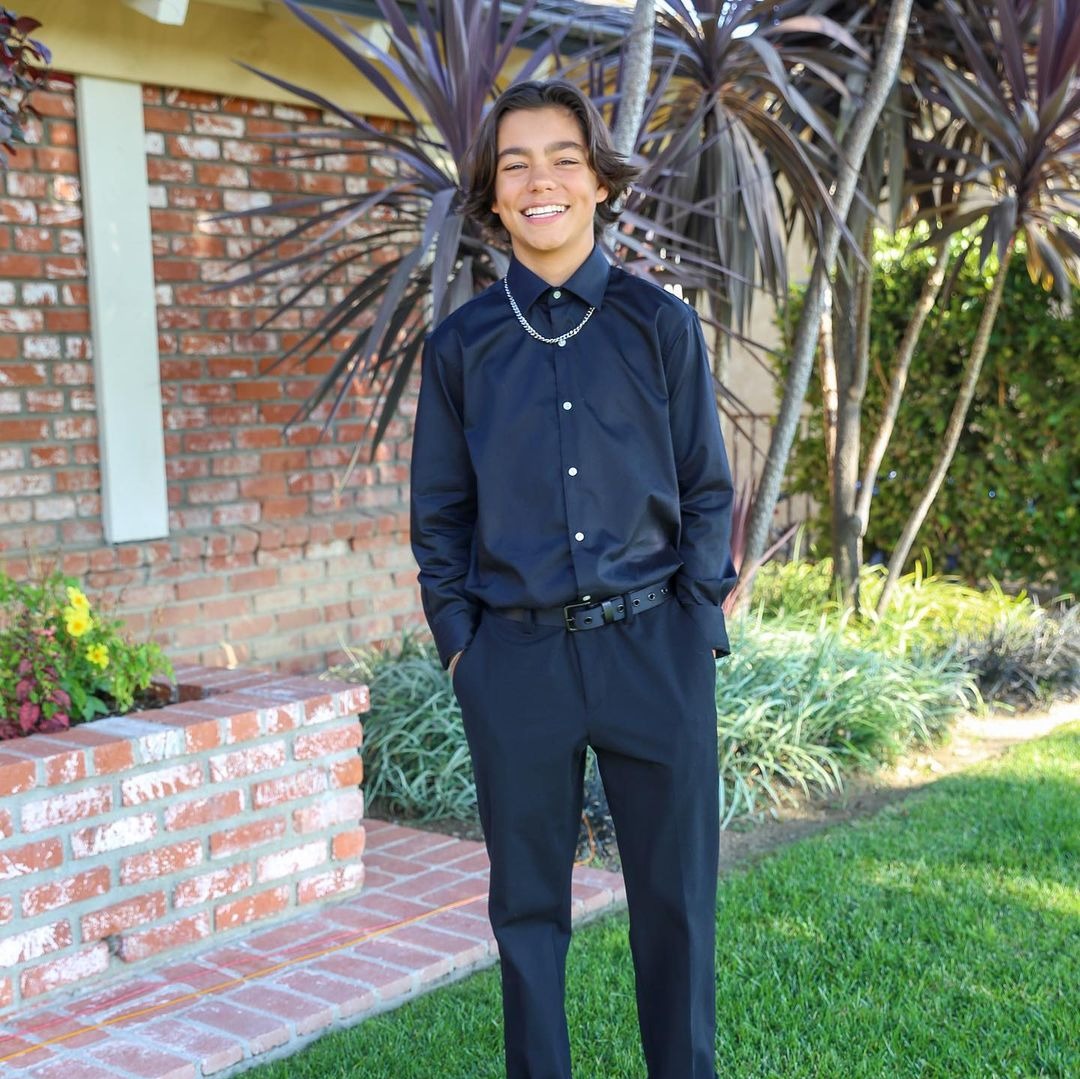 Malachi Barton: Acting Career, Relationship Status, Net Worth, Family ...