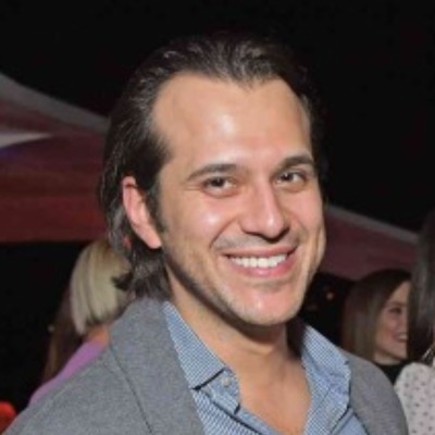 Exclusive Insights On Sydney Sweeney Fiance Jonathan Davino ...