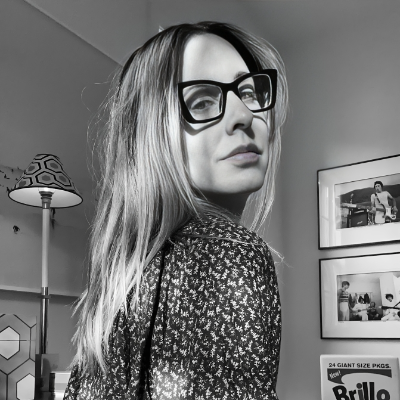 From High School Sweethearts to Divorce: The Journey of Jennifer ...